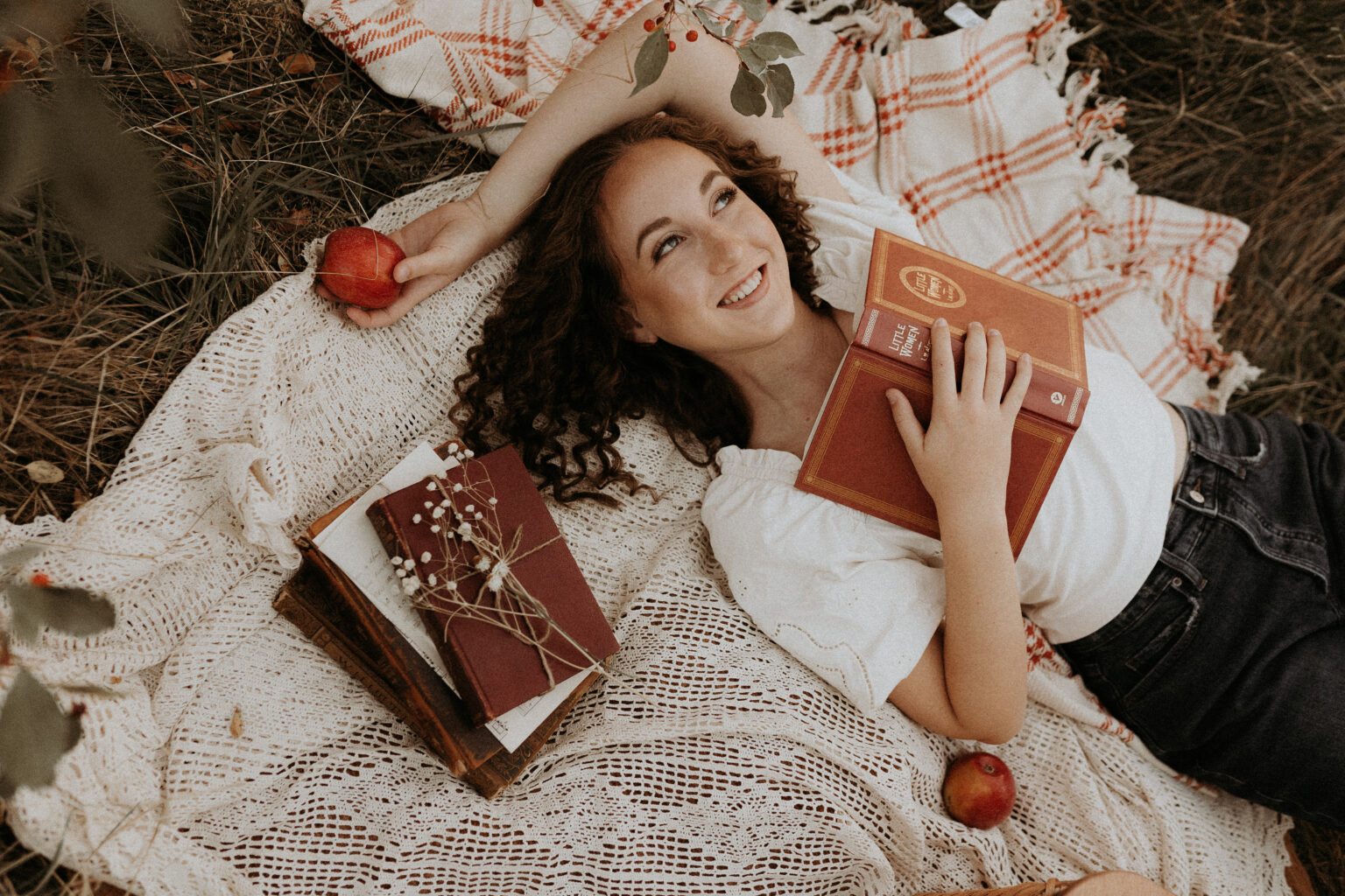Vintage Jane Austen Inspired Senior Photo Session- Anika, Class of 2023 ...